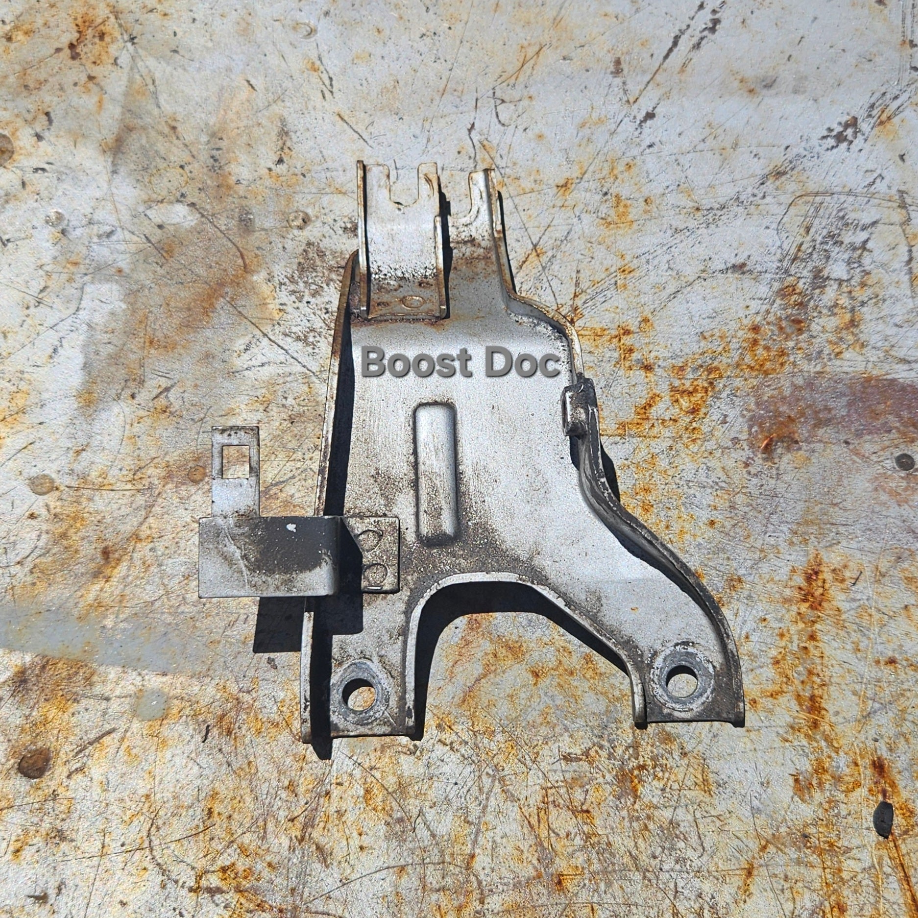 RB30 single cam throttle bracket.